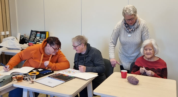 Gezellig samen creatief bezig zijn in Stroud - Puttensezaken.nl